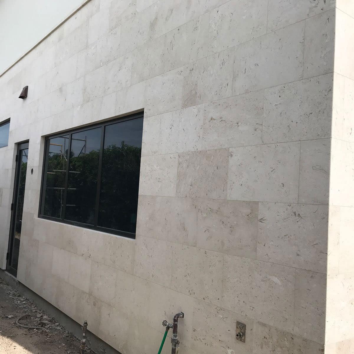 Shell Beige 16″x24″ Limestone Tile – LW Stone