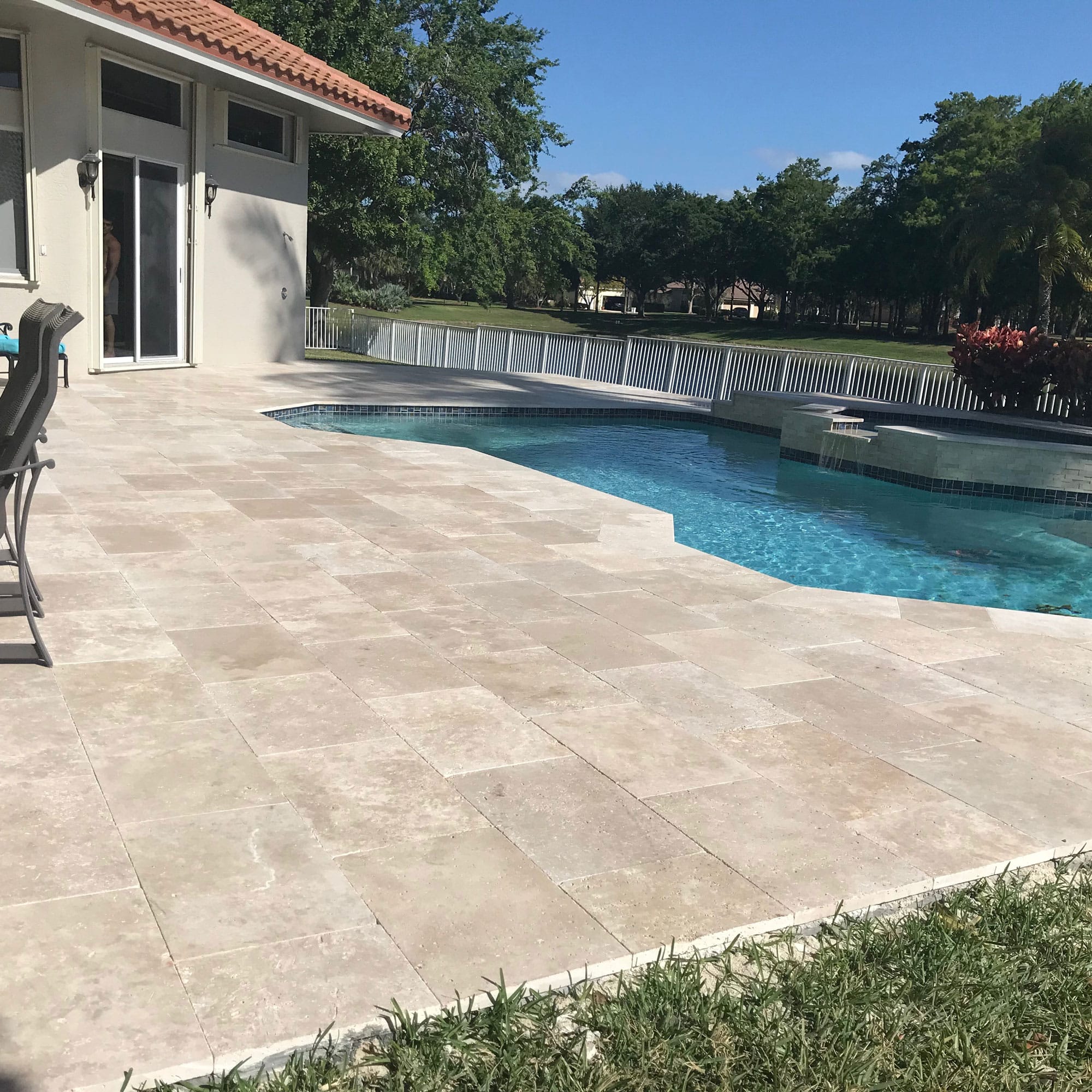 Ivory 16″x24″ Travertine Paver – LW Stone